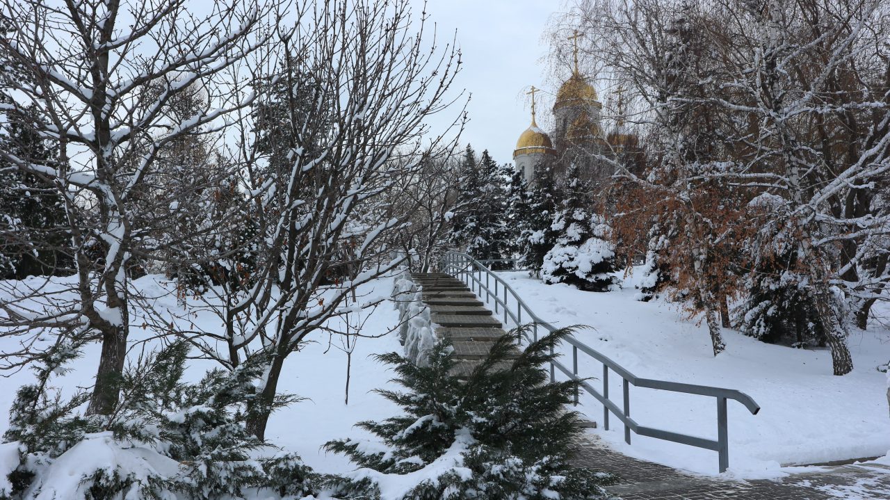 A Day at Rodina Mat’ Zovyot (The Motherland Calls) in Volgograd | Vegan ...